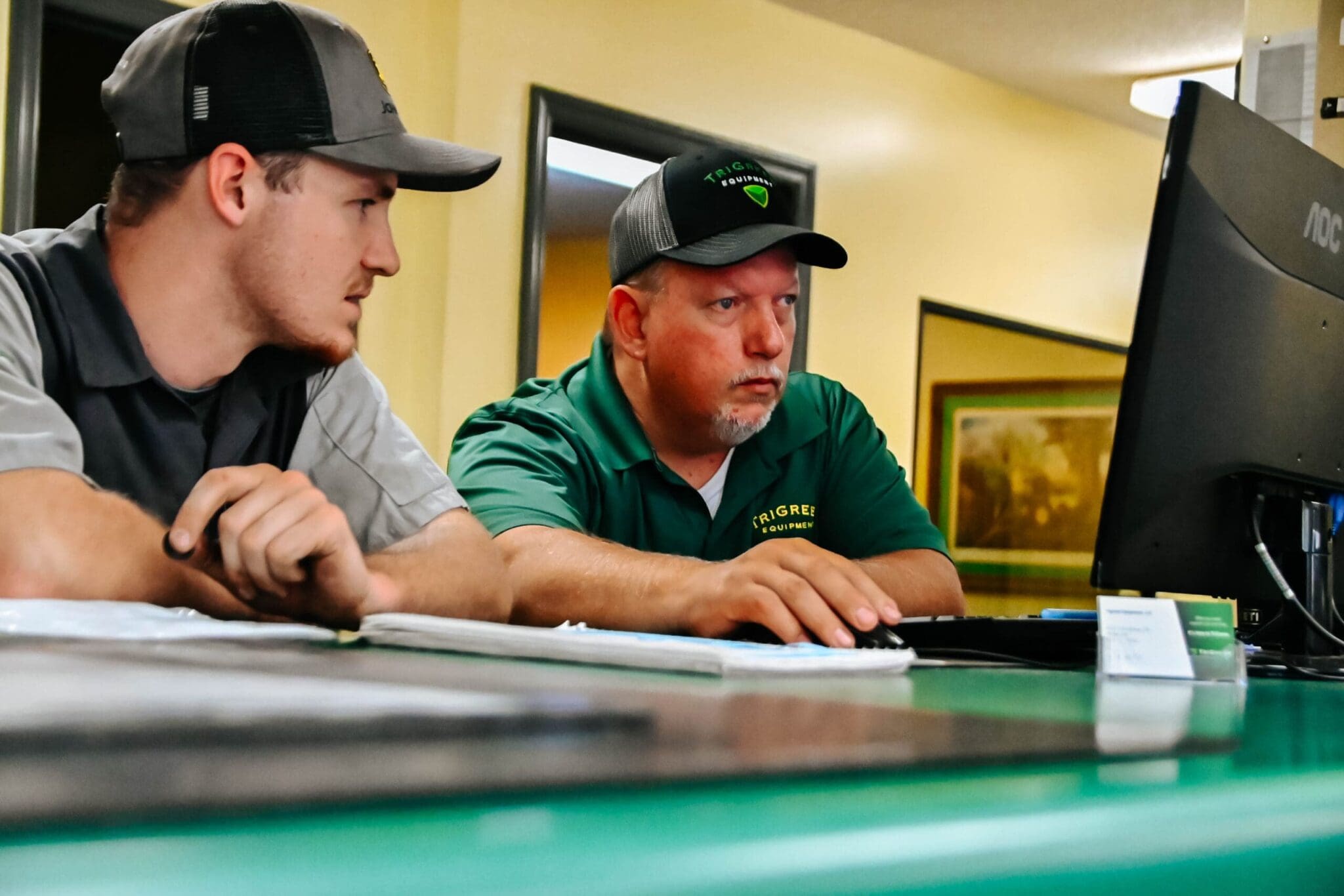 Z985R EFI | TriGreen Equipment