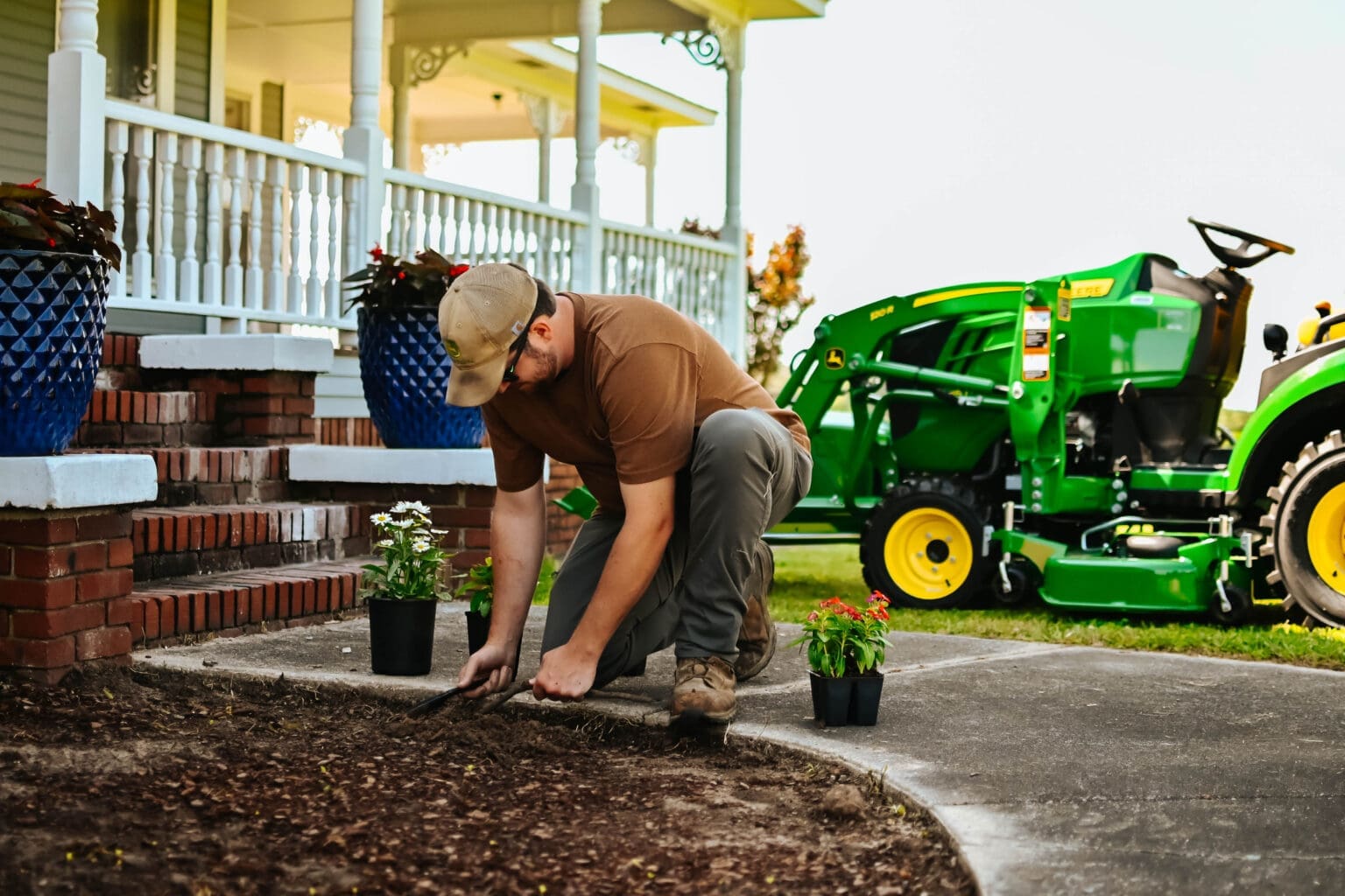 Compact And Utility Tractors | John Deere Tractors for Sale | TriGreen ...